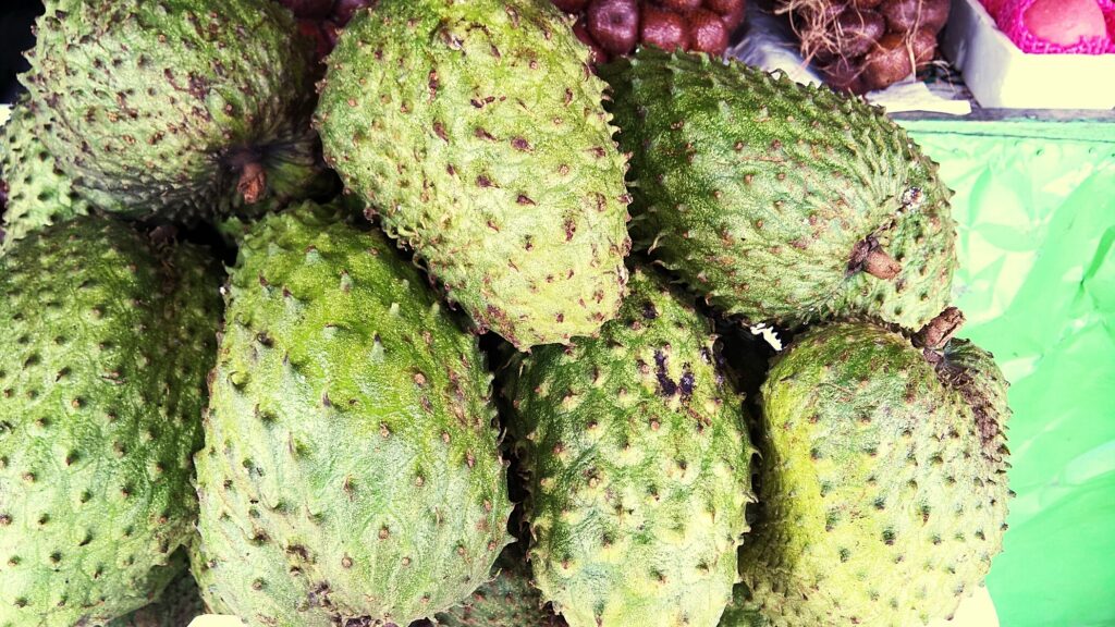 Inside international markets: 6 fruits & veggies to try - WellTuned by ...